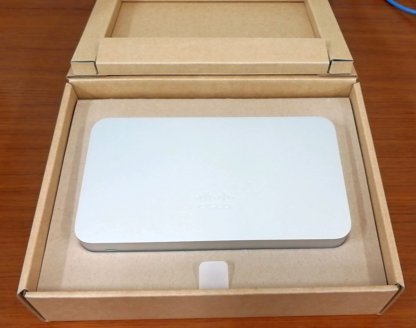 Cisco Meraki ルータ MX64 開封レビュー | ATC構築サービス
